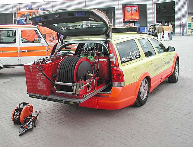 Volvo fire extinguisher | SwedeSpeed - Volvo Performance Forum
